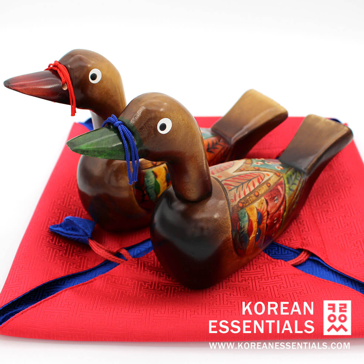 Korean traditional gifts brought to your door step - KOREAN ESSENTIALS